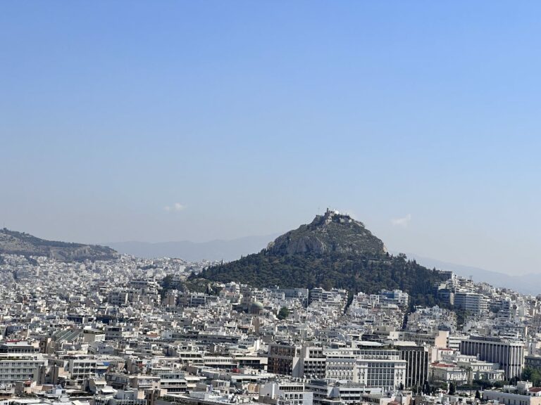 Birdwatching in Greece: A guide to notable birds in Athens and Santorini